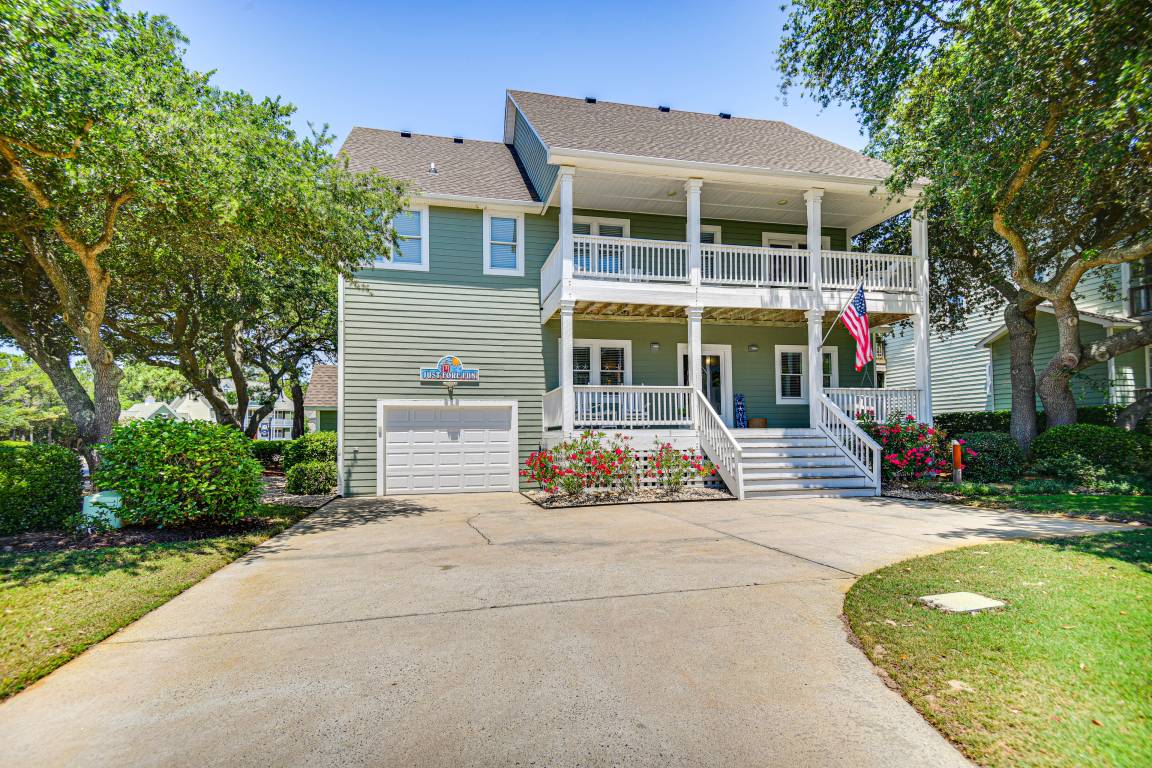 222 M² House ∙ 4 Bedrooms ∙ 8 Guests - Duck, NC