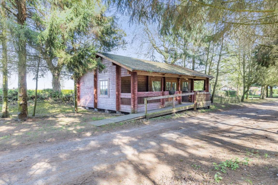 Lodge ∙ 3 Bedrooms ∙ 6 Guests - Lincolnshire