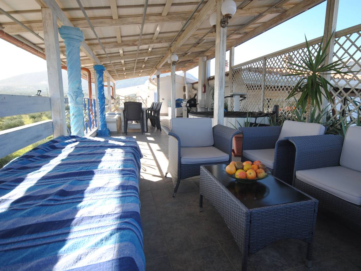 90 M² Apartment ∙ 2 Bedrooms ∙ 5 Guests - Orosei