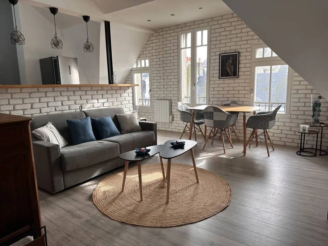 70 M² Appartement ∙ 2 Chambres ∙ 4 Personnes - Dieppe