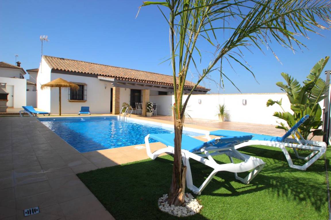 80 M² House ∙ 2 Bedrooms ∙ 4 Guests - Conil de la Frontera