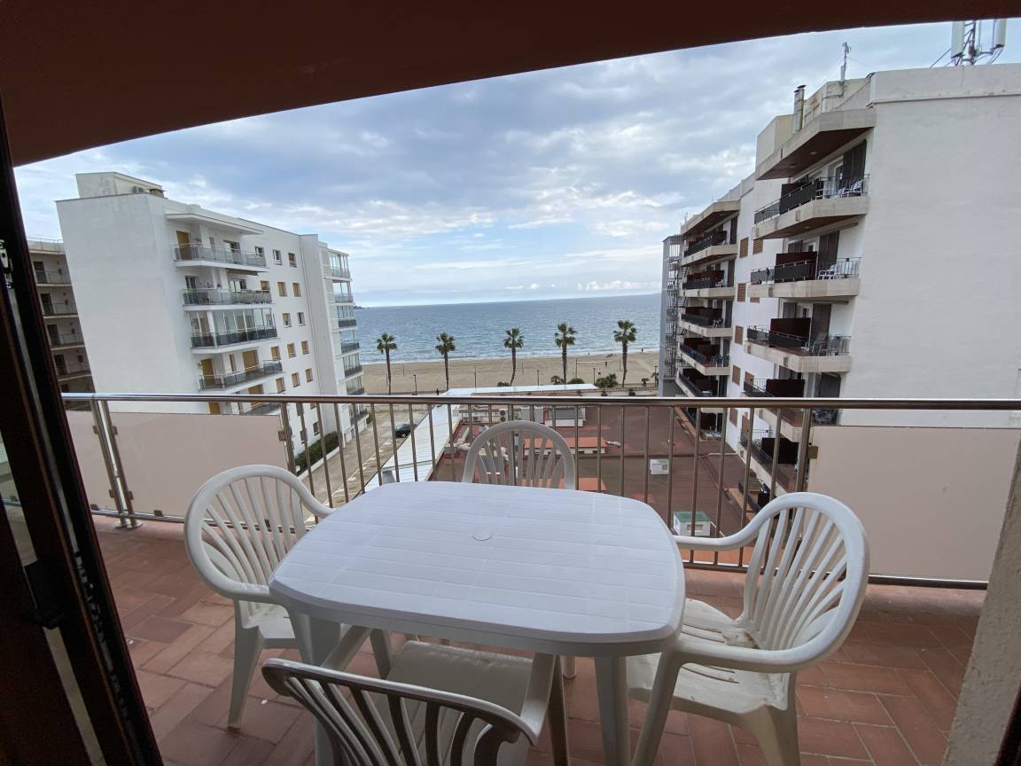 70 M² Apartamento ∙ 2 Quartos ∙ 4 Hóspedes - Roses