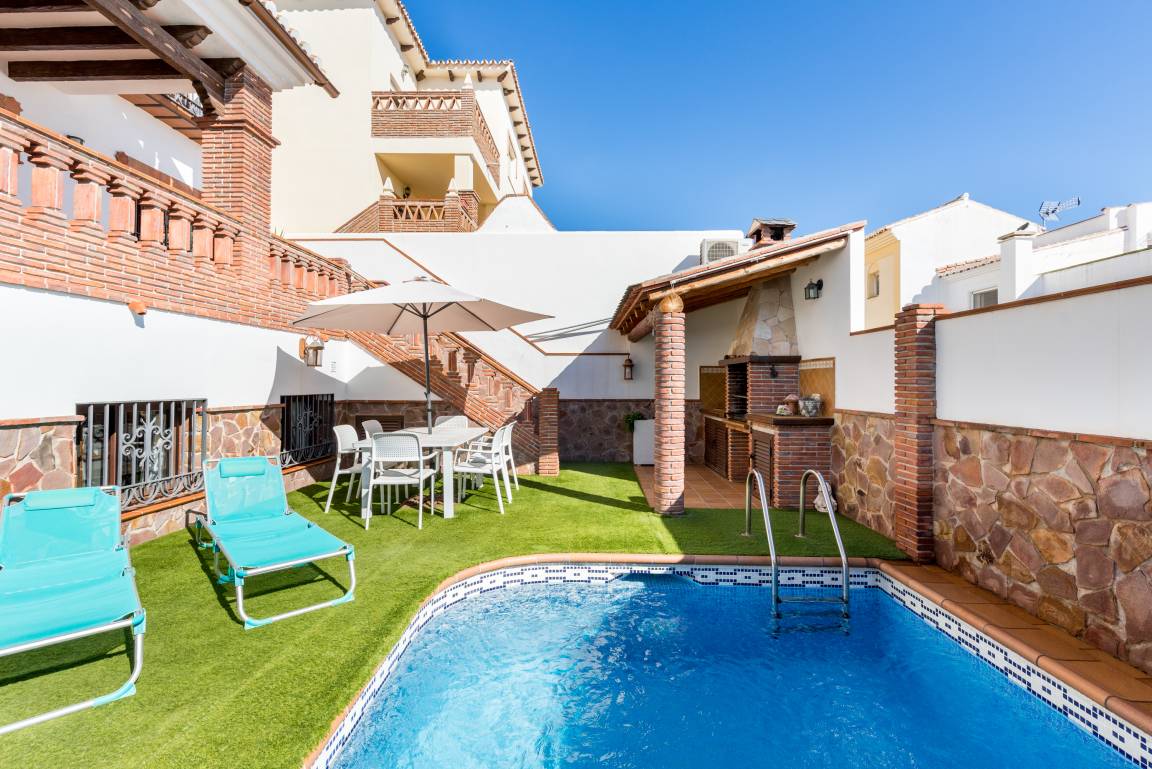 83 M² Apartment ∙ 2 Bedrooms ∙ 5 Guests - Frigiliana