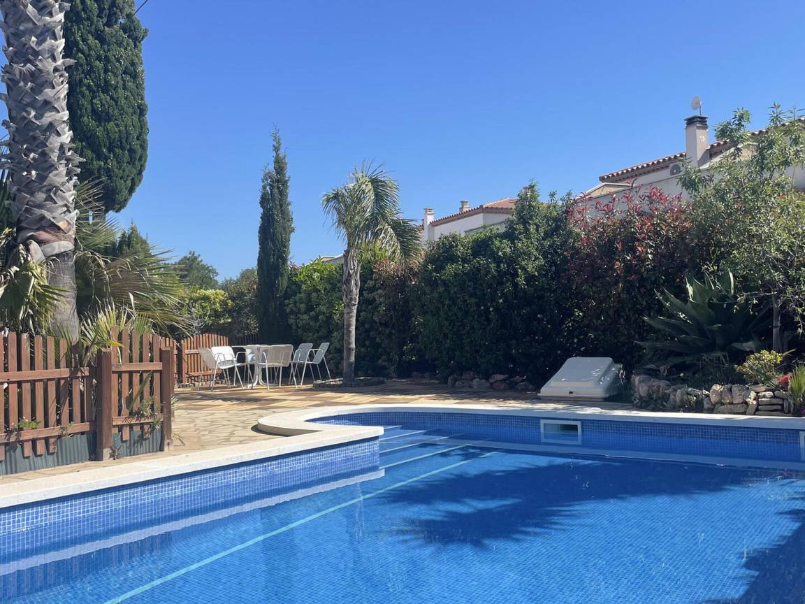 80 M² Casa Rural ∙ 3 Habitaciones ∙ 6 Huéspedes - Mont-roig del Camp