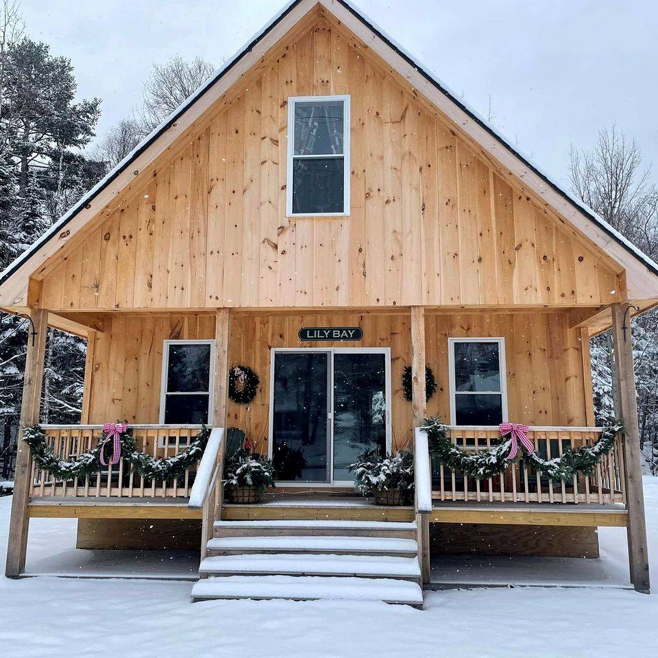 House ∙ 3 Bedrooms ∙ 6 Guests - Greenville, ME