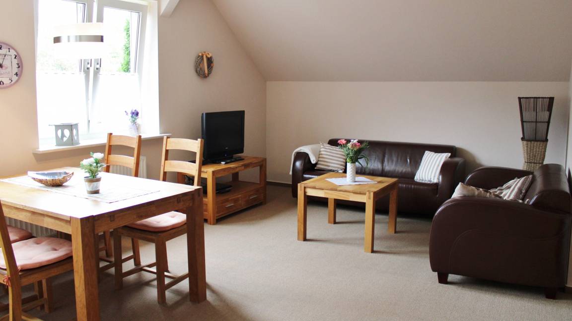 70 M² Ferienwohnung ∙ 2 Schlafzimmer ∙ 4 Gäste - Nieblum