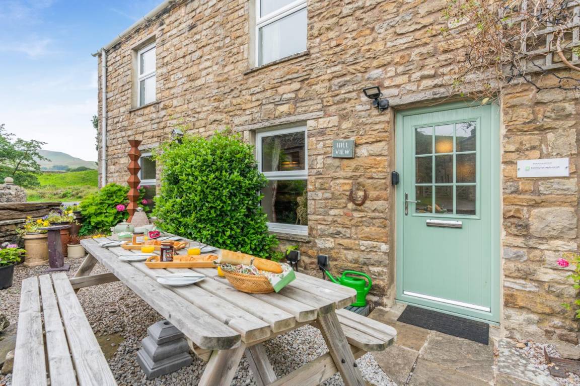 Cottage ∙ 3 Bedrooms ∙ 6 Guests - Hawes