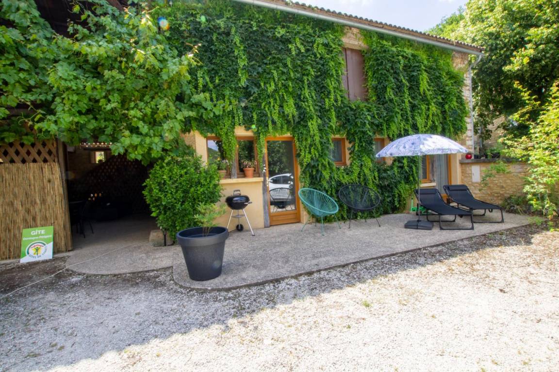 64 M² Gîte ∙ 2 Chambres ∙ 4 Personnes - Domme
