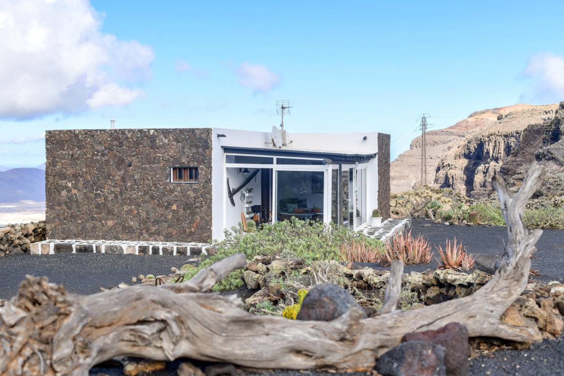 90 M² Casa ∙ 2 Quartos ∙ 3 Hóspedes - La Graciosa
