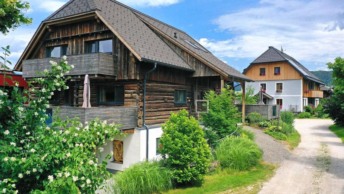 75 M² Appartement ∙ 2 Slaapkamers ∙ 4 Gasten - Liezen