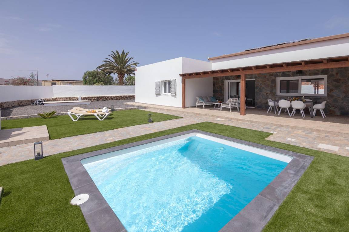 110 M² Ferienhaus ∙ 2 Schlafzimmer ∙ 4 Gäste - El Cotillo