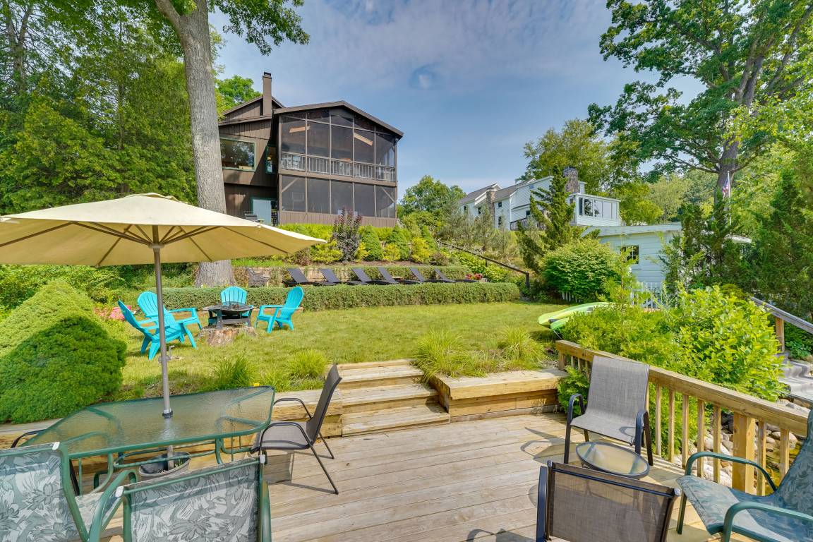 102 M² House ∙ 3 Bedrooms ∙ 8 Guests - 6 Flags Queensbury Amusement Park