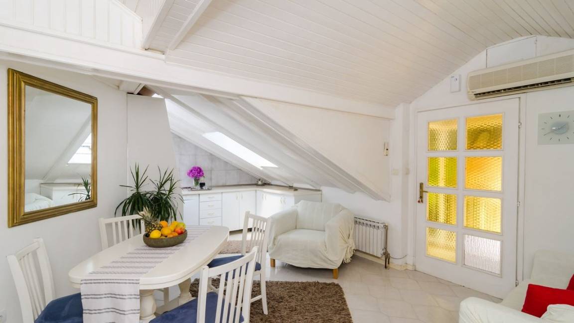 100 M² Ferienwohnung ∙ 2 Schlafzimmer ∙ 5 Gäste - Dubrovnik