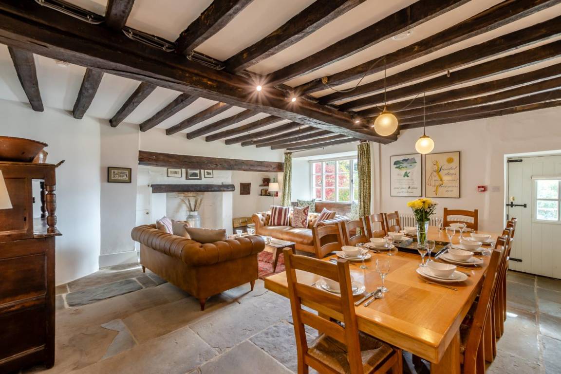 Cottage ∙ 4 Bedrooms ∙ 8 Guests - Kendal