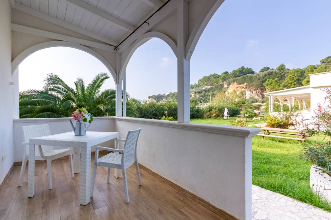 27 M² Huis ∙ 1 Slaapkamer ∙ 4 Gasten - Vieste