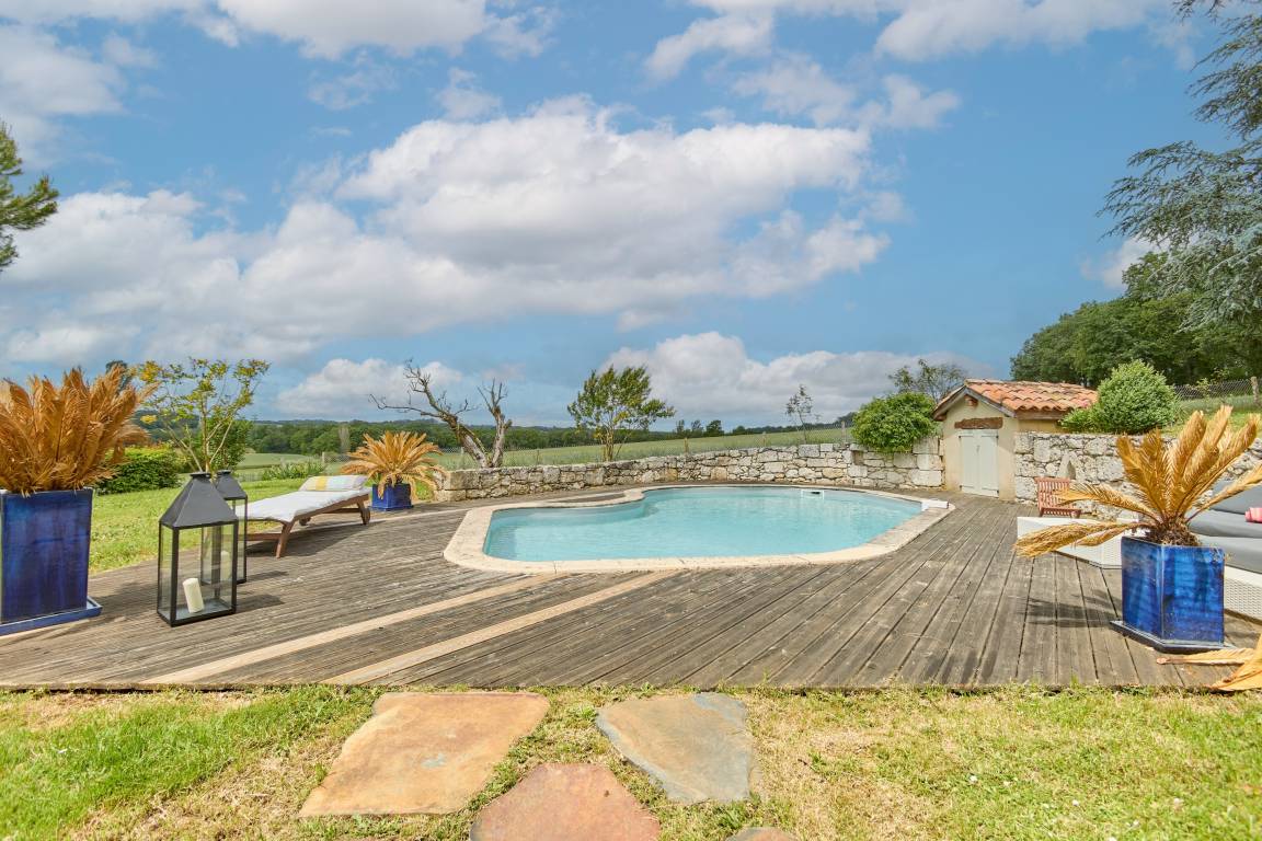 240 M² Maison De Vacances ∙ 3 Chambres ∙ 9 Personnes - Condom
