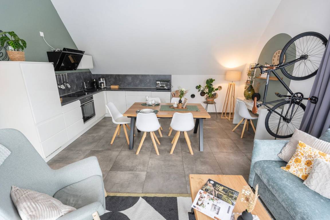 82 M² Apartament ∙ 2 Sypialnie ∙ 6 Gości - Bad Zwischenahn