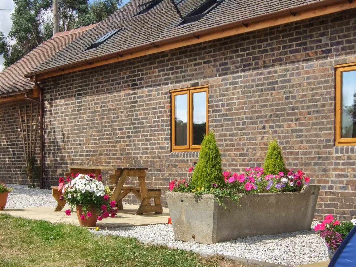 Cottage ∙ 2 Bedrooms ∙ 4 Guests - West Midlands