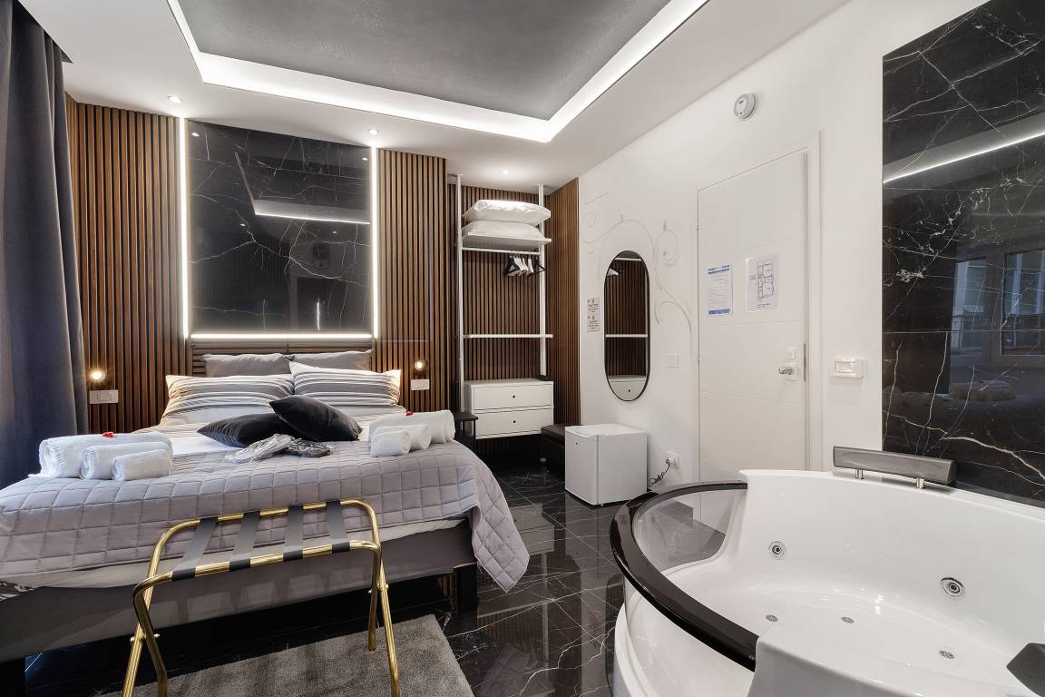25 M² Habitación Privada ∙ 1 Habitación ∙ 2 Huéspedes - Bari