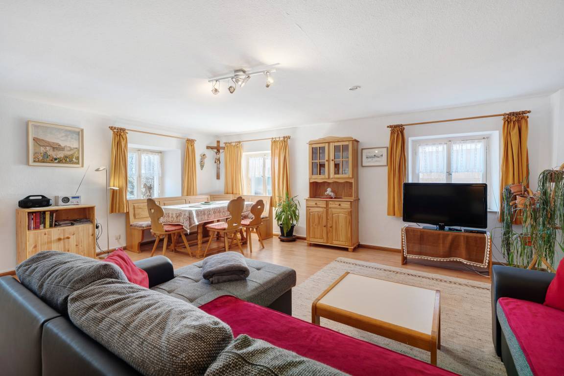 100 M² Ferienhaus ∙ 2 Schlafzimmer ∙ 5 Gäste - Grafenhausen