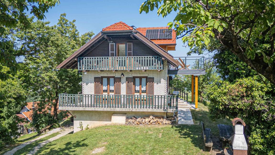 140 M² Maison De Vacances ∙ 2 Chambres ∙ 13 Personnes - Slovénie