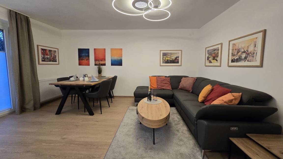 70 M² Ferienhaus ∙ 1 Schlafzimmer ∙ 2 Gäste - Salzburg