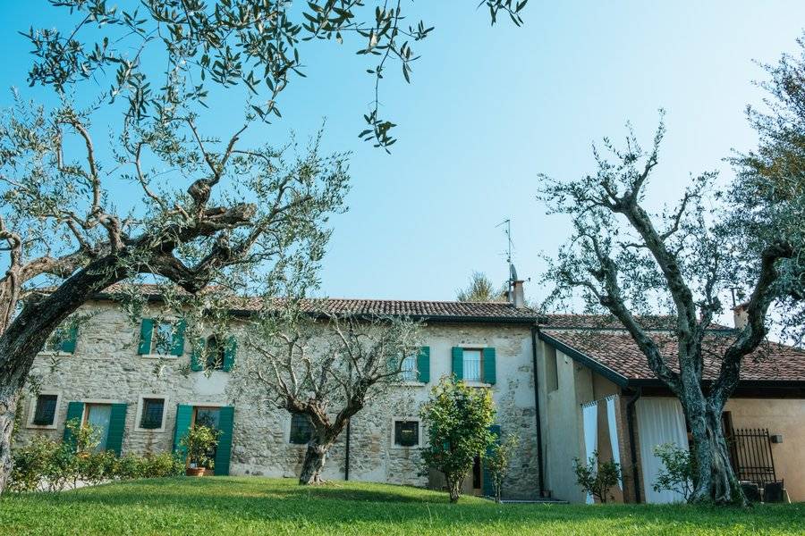 130 M² Farmhouse ∙ 2 Bedrooms ∙ 4 Guests - Sirmione