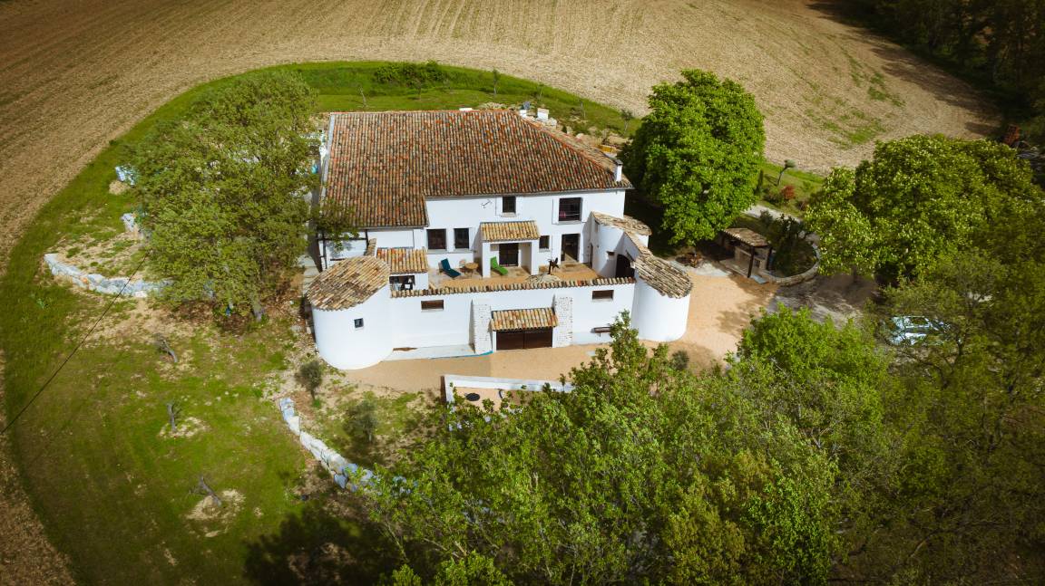 250 M² Ferienhaus ∙ 4 Schlafzimmer ∙ 8 Gäste - Esparron-de-Verdon