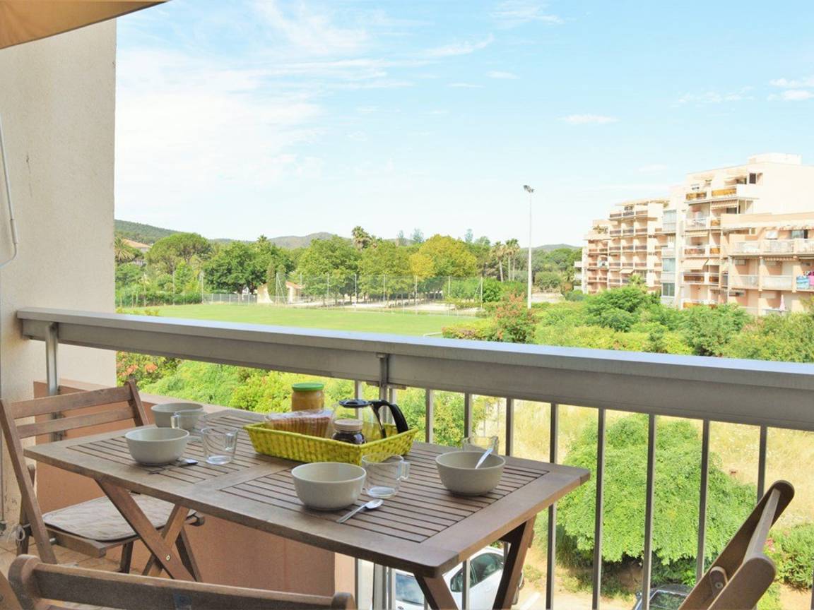 22 M² Studio ∙ 1 Slaapkamer ∙ 4 Gasten - Le Lavandou