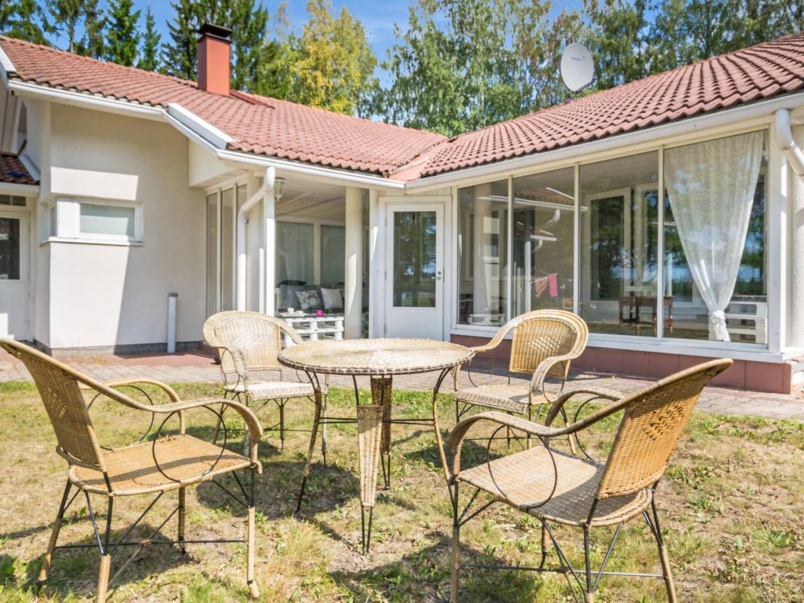105 M² Ferienhaus ∙ 2 Schlafzimmer ∙ 7 Gäste - Lahti