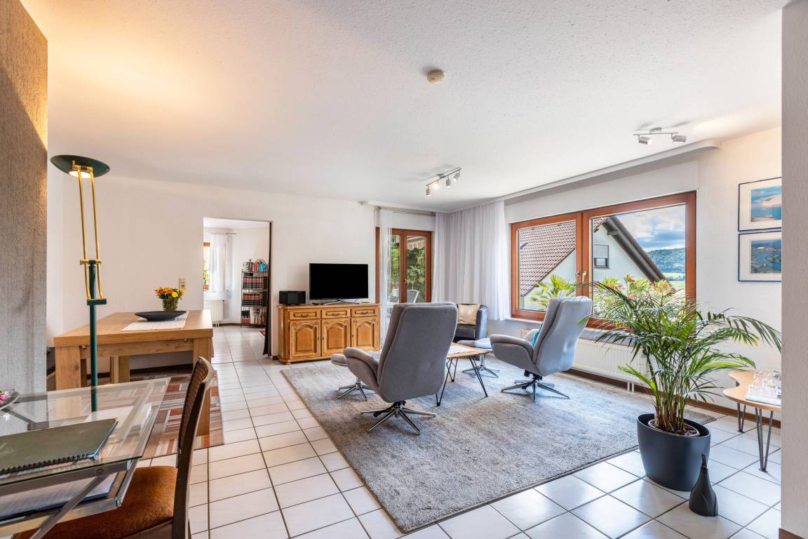 63 M² Ferienwohnung ∙ 1 Schlafzimmer ∙ 3 Gäste - Spaichingen