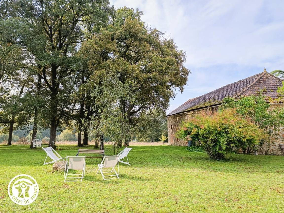 200 M² Gîte ∙ 4 Chambres ∙ 10 Personnes - Gourdon
