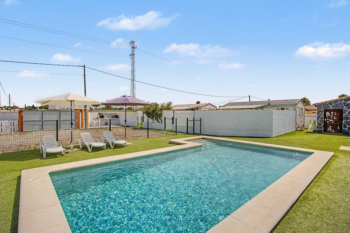 35 M² House ∙ 2 Bedrooms ∙ 4 Guests - Chiclana de la Frontera