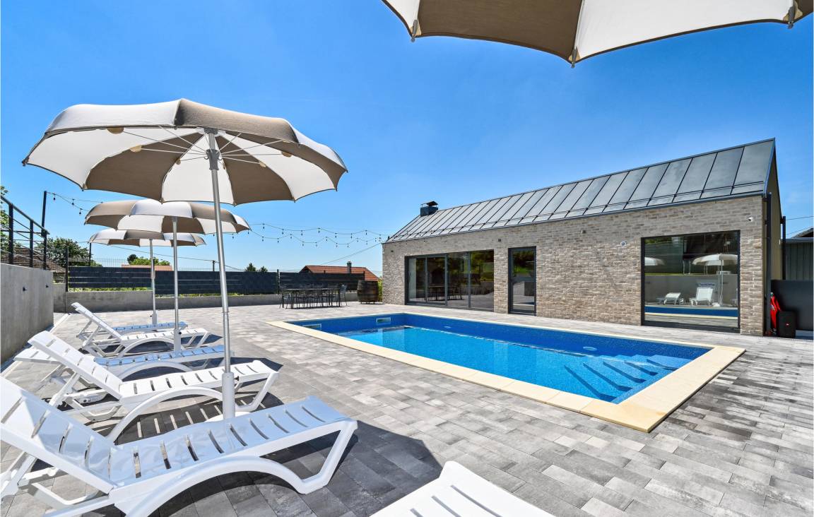 100 M² House ∙ 2 Bedrooms ∙ 6 Guests - Dugo Selo