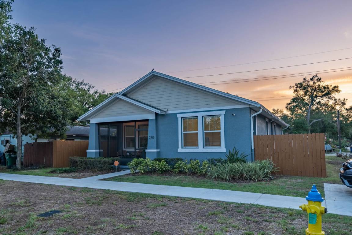 121 M² House ∙ 3 Bedrooms ∙ 6 Guests - Tampa, FL