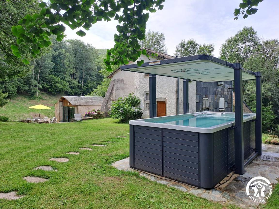 375 M² Gîte ∙ 5 Chambres ∙ 14 Personnes - Tarn