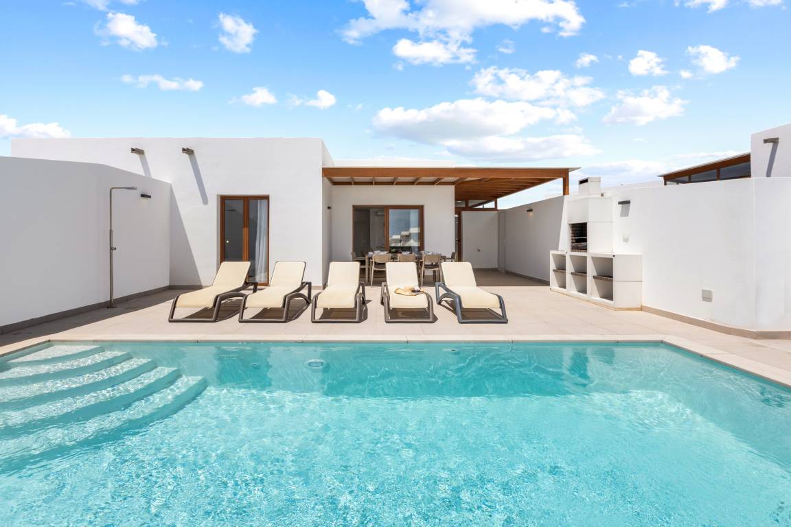 130 M² Villa ∙ 4 Chambres ∙ 8 Personnes - Playa Blanca, Espagne
