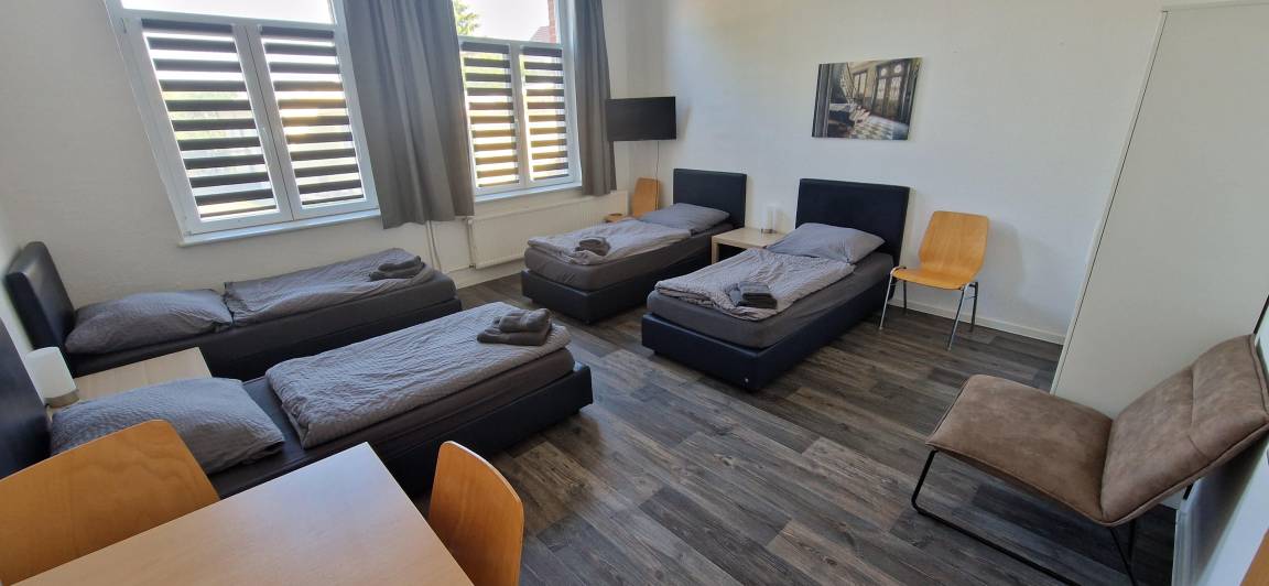 20 M² Hotel ∙ 1 Quarto ∙ 4 Hóspedes - Merseburg