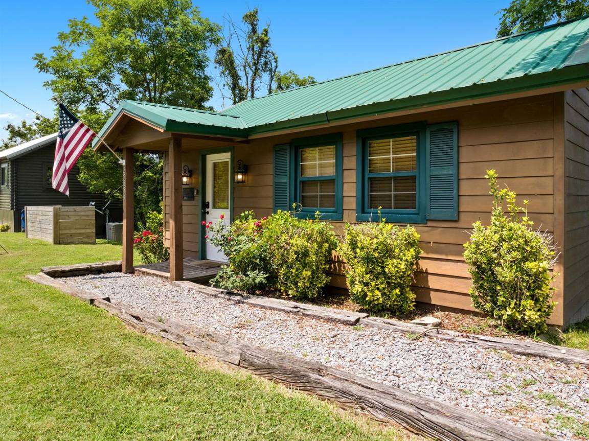 House ∙ 1 Bedroom ∙ 2 Guests - Mentone, AL