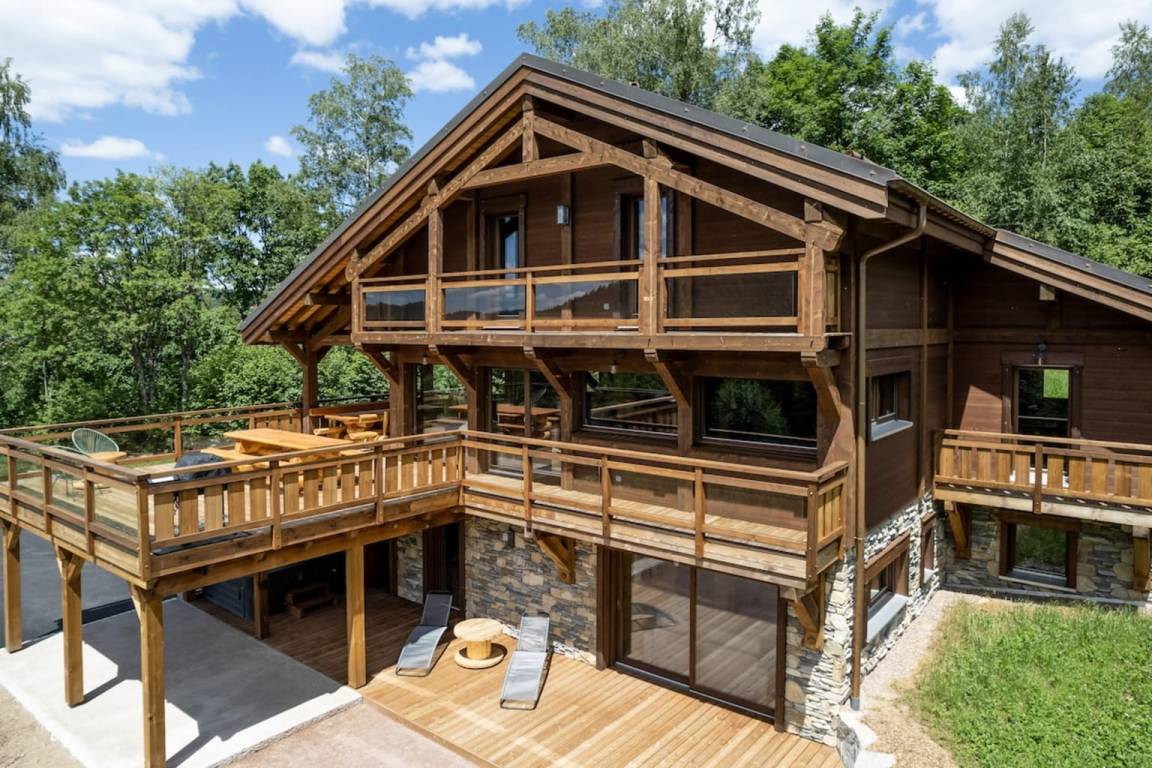 150 M² Chalet ∙ 5 Chambres ∙ 12 Personnes - Lorraine