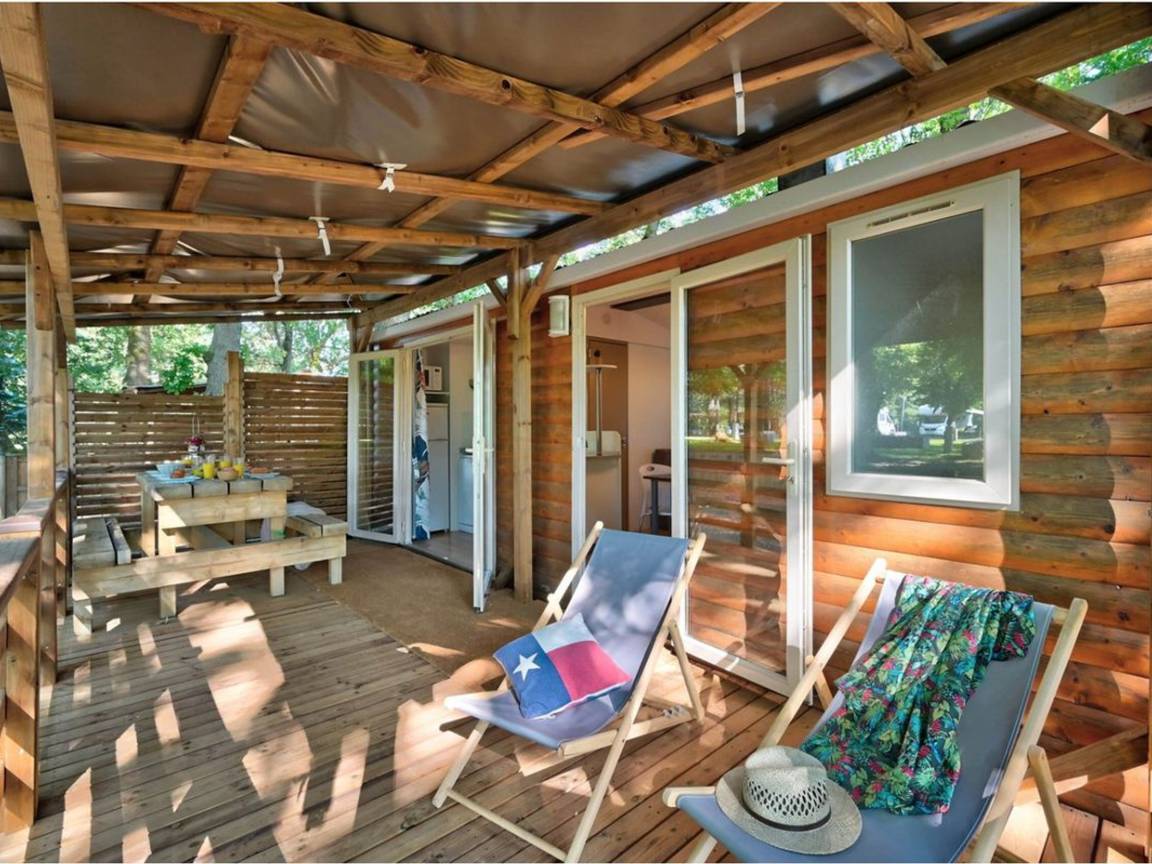 32 M² Caravan ∙ 3 Bedrooms ∙ 6 Guests - Tarn