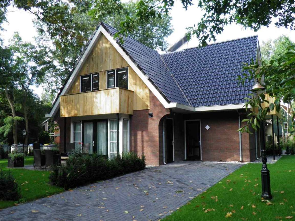 Huis ∙ 10 Slaapkamers ∙ 20 Gasten - Vriezenveen