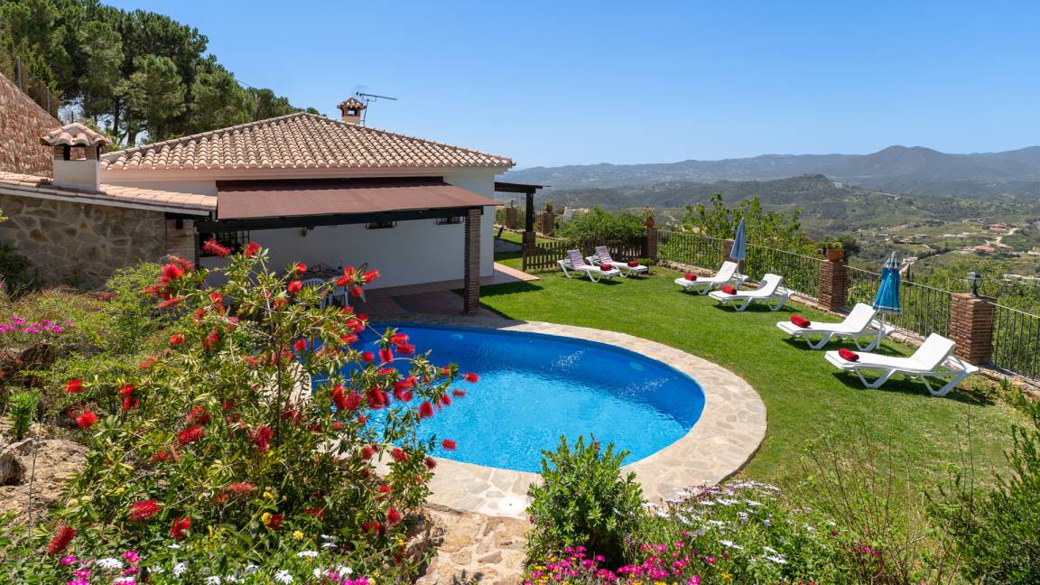 125 M² Villa ∙ 3 Schlafzimmer ∙ 6 Gäste - Mijas