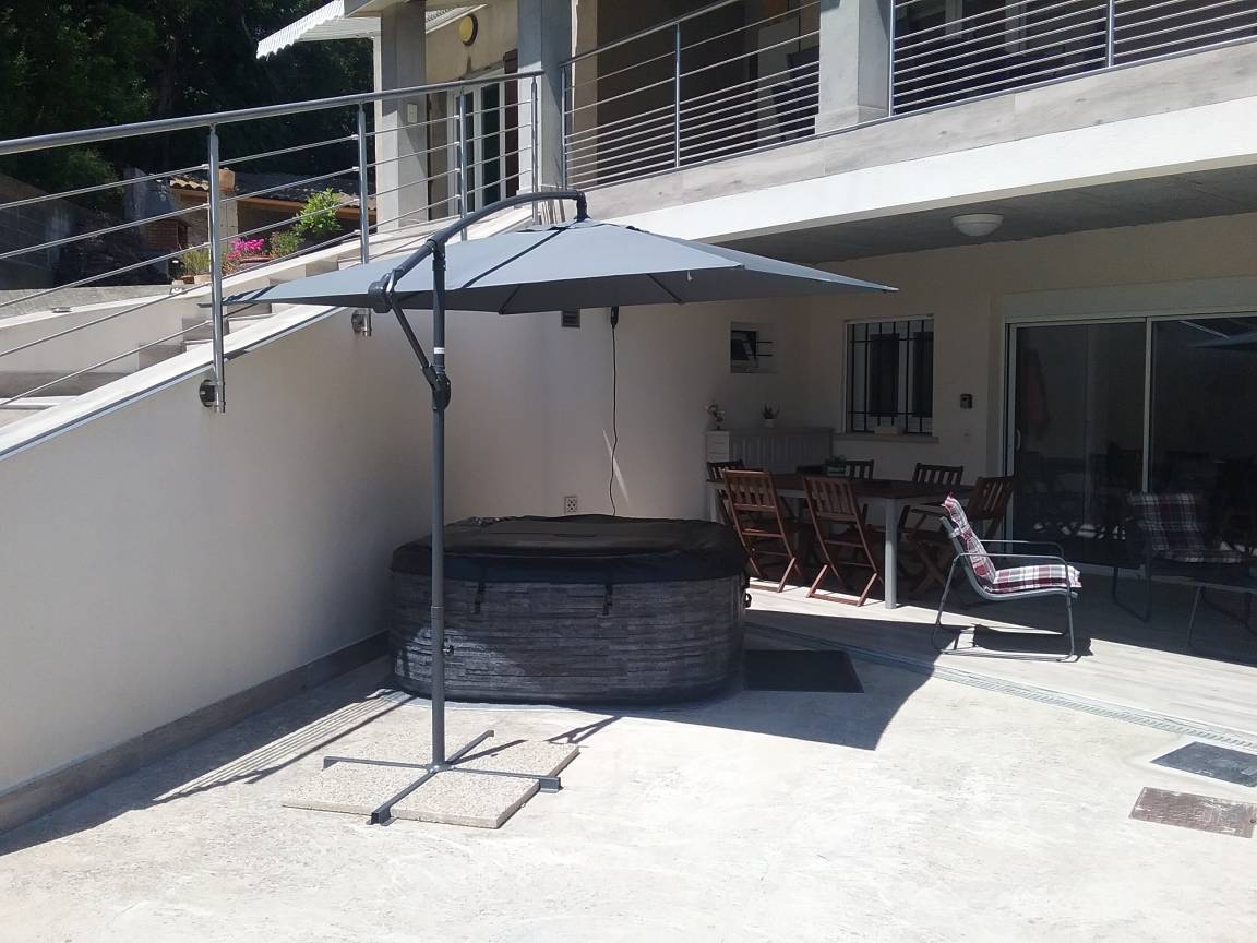 60 M² Cottage ∙ 2 Bedrooms ∙ 6 Guests - Pézenas