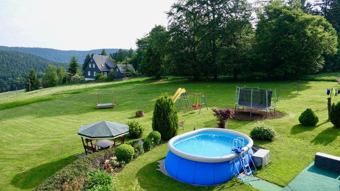 Ferienwohnung ∙ 1 Schlafzimmer ∙ 4 Gäste - Cursdorf