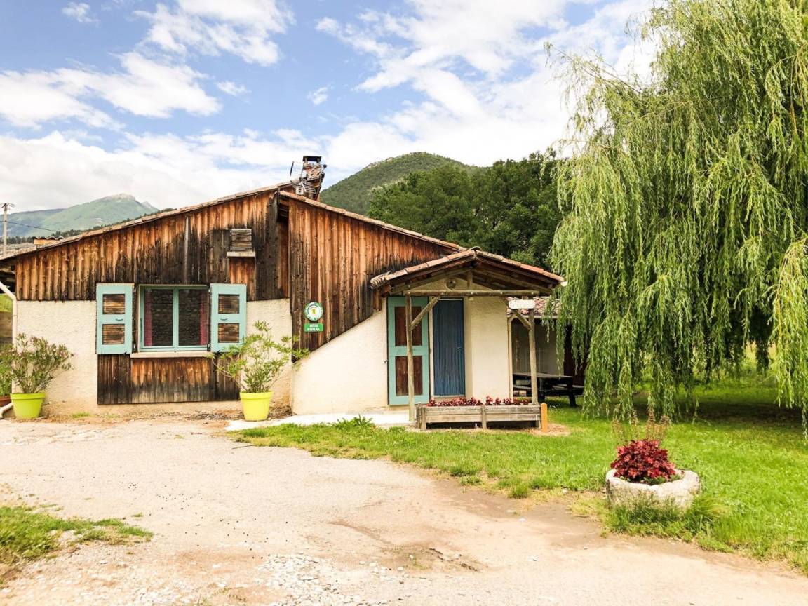 75 M² Gîte ∙ 2 Chambres ∙ 5 Personnes - Die