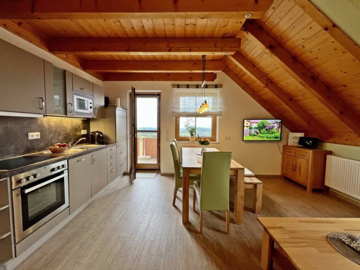 65 M² Ferienwohnung ∙ 2 Schlafzimmer ∙ 4 Gäste - Emmendingen