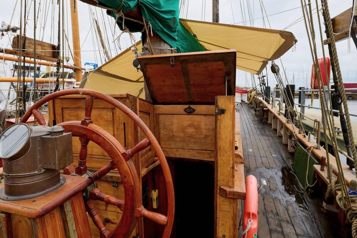 52 M² Hausboot ∙ 3 Schlafzimmer ∙ 5 Gäste - Laboe