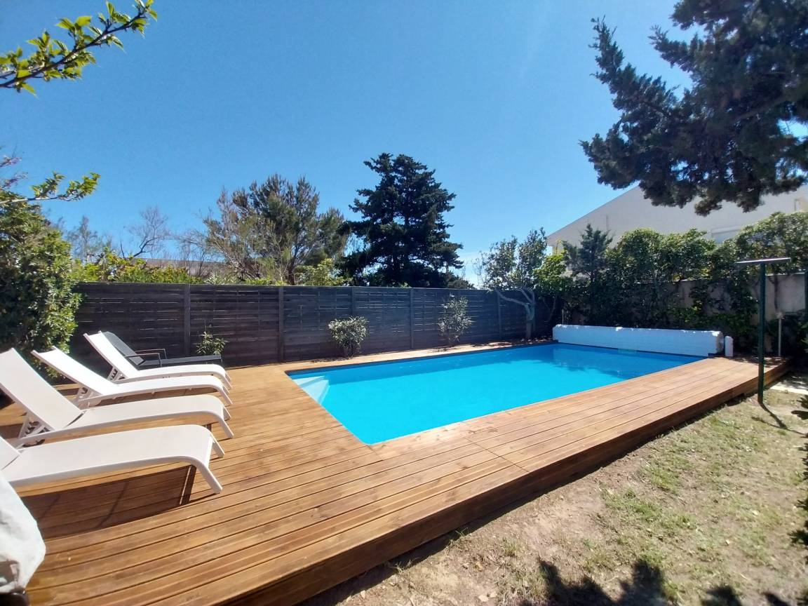 100 M² Villa ∙ 5 Chambres ∙ 10 Personnes - Gruissan