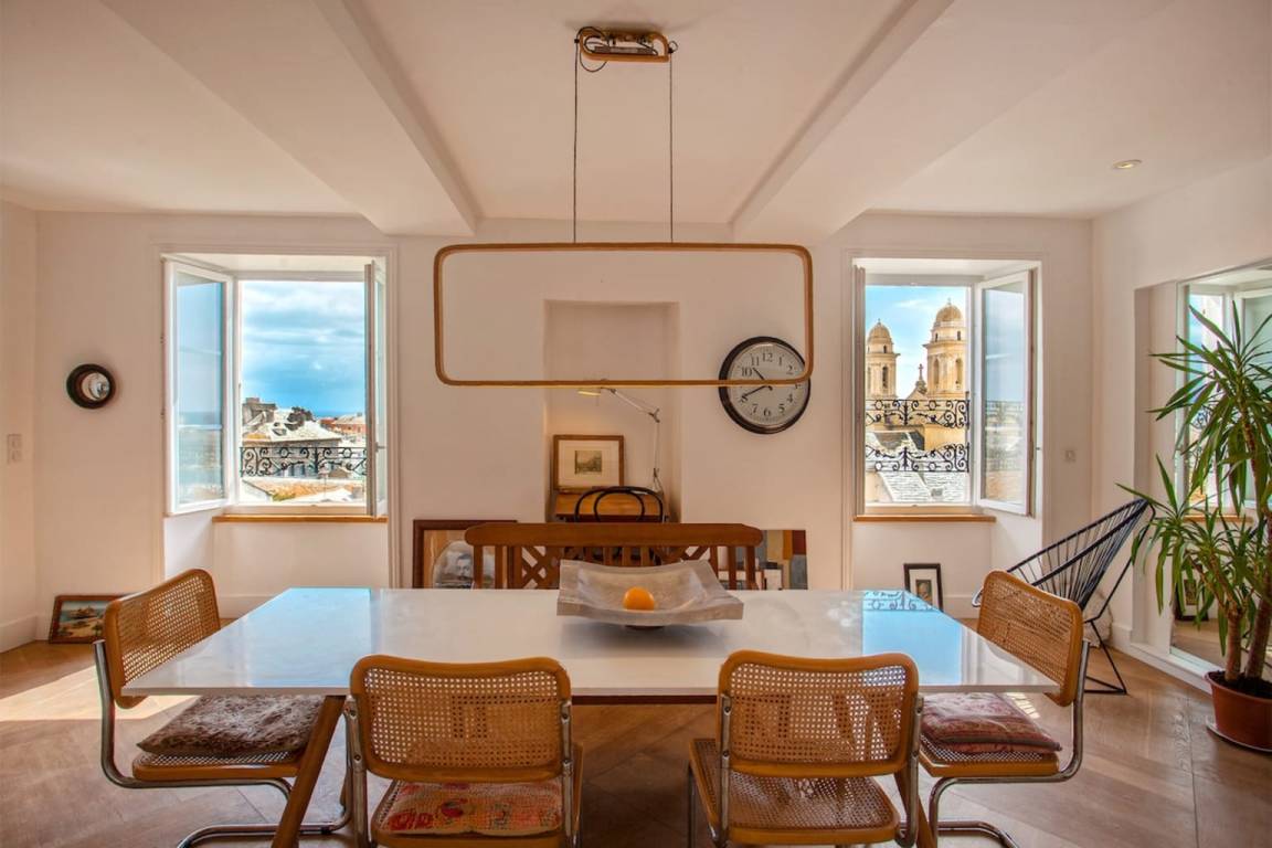 135 M² Apartamento ∙ 3 Habitaciones ∙ 6 Huéspedes - Bastia